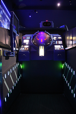 Gundam Meisters: 1/1 Life-Size Strike Freedom Gundam with Cockpit at ...