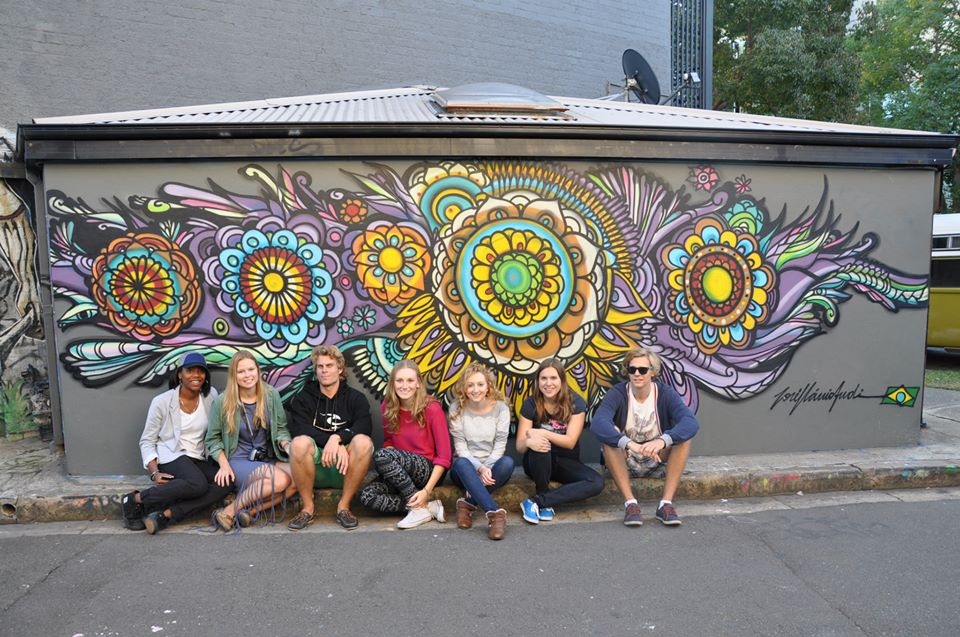 Down the Rabbit Hole...: Makeshift Graffiti Tour