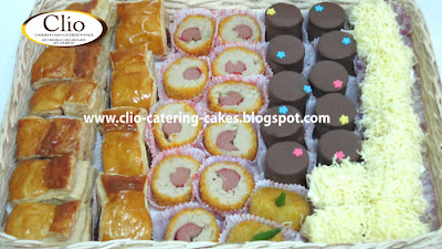 clio catering cakes: kue nampan