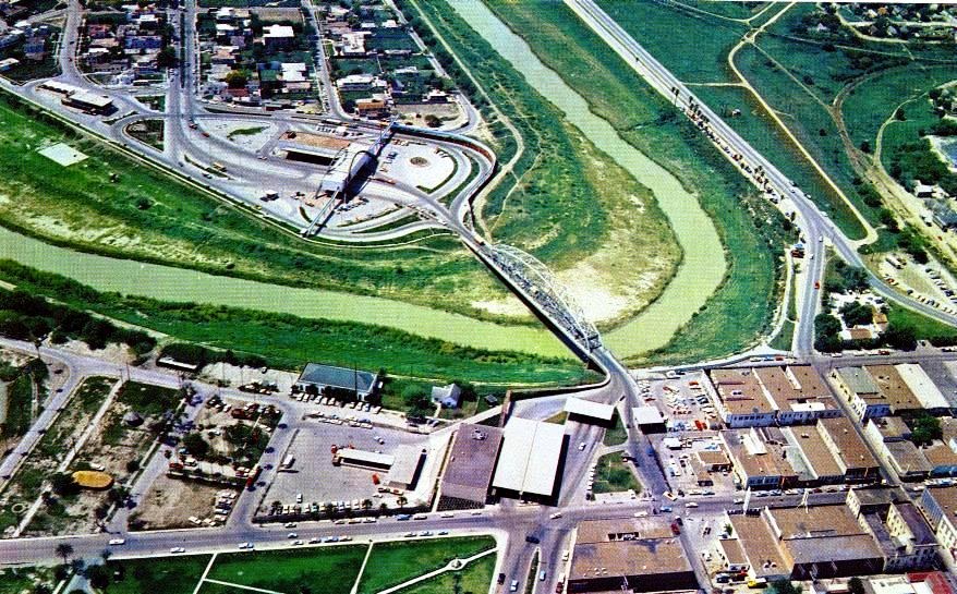 Brownsville Station: 1960's Gateway International Bridge - Brownsville ...