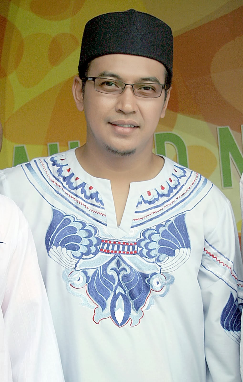 Biografi Jefri Al Buchori (Ustad Uje) | Info Biografi