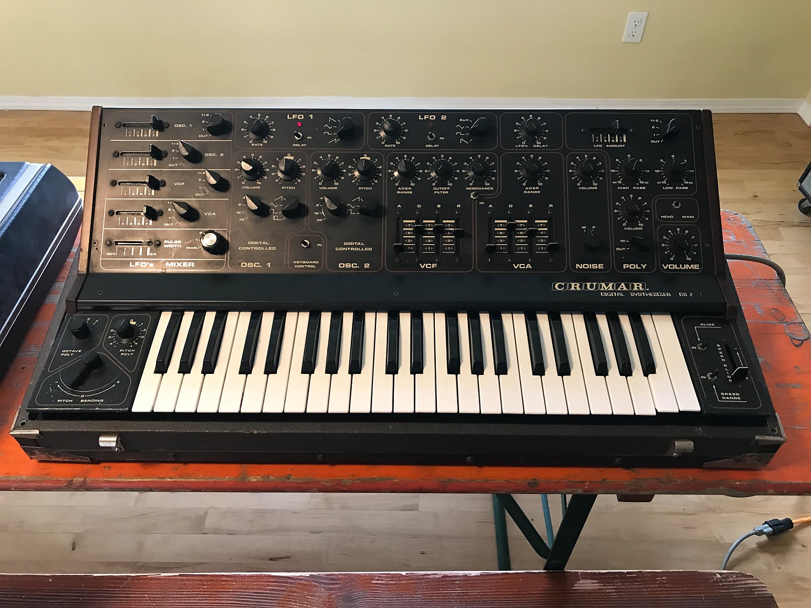 MATRIXSYNTH: Crumar DS-2 Analog Synthesizer with DCO's
