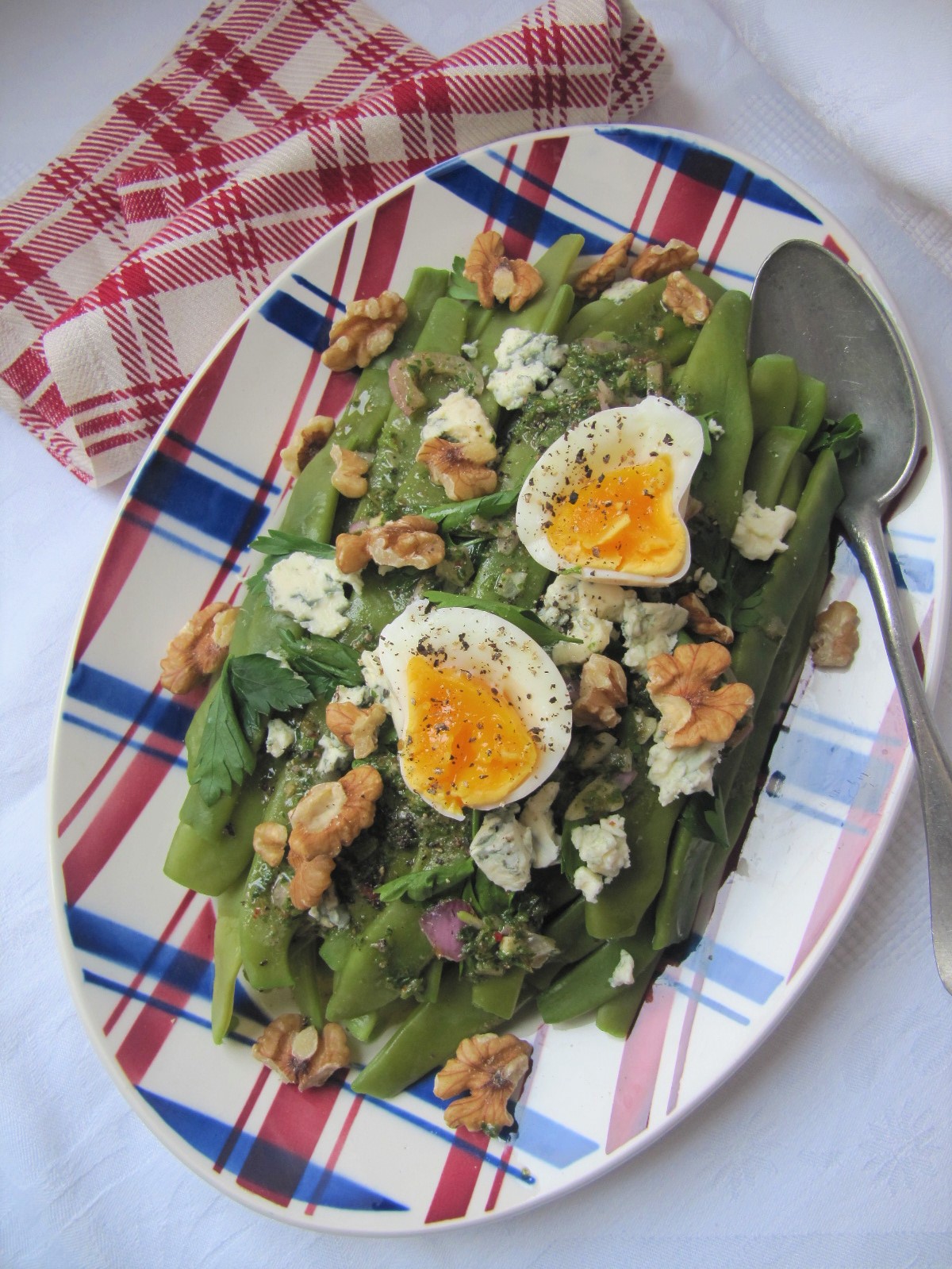 La cuisine d'ici et d'ISCA: Salade de haricots plats au Bleu