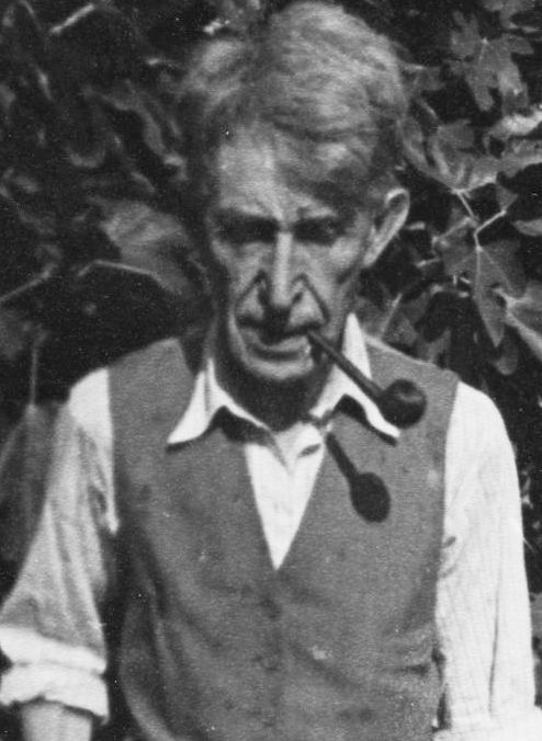 Famous Pipe Smokers: Leonard Woolf