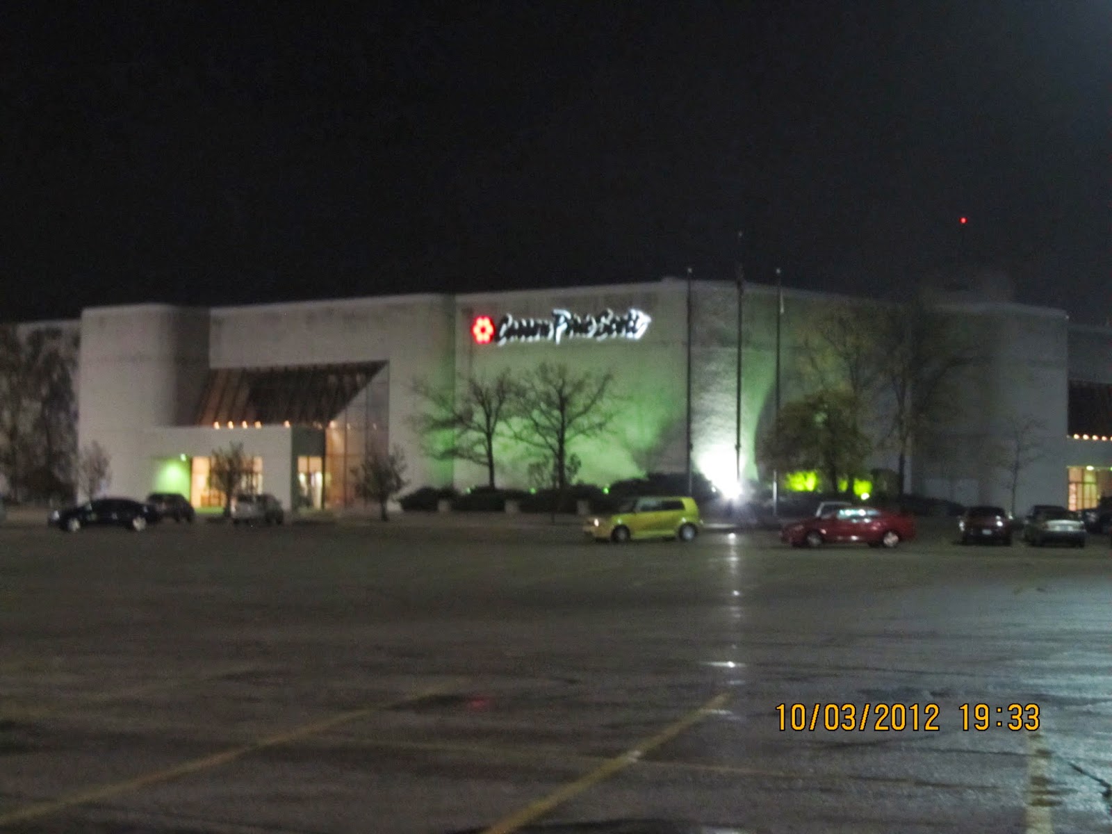 Trip to the Mall: Spring Hill Mall- (West Dundee, IL)