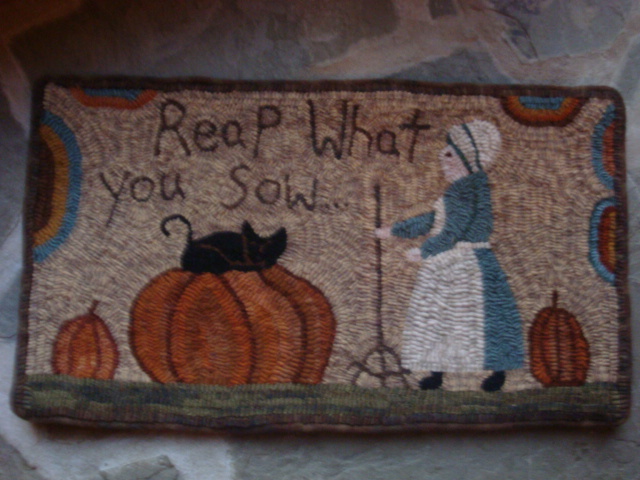 MY GLORY STARS: Fall Hooked Rugs