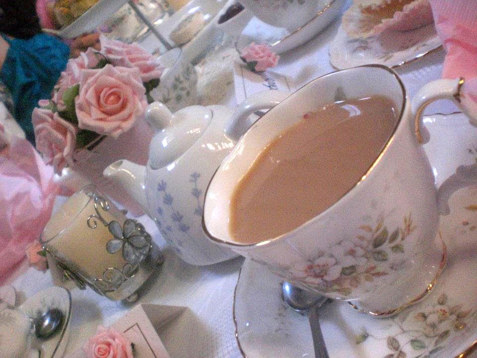 A Wise Woman Builds Her Home: Beautiful 1800's High Tea Birthday Party!