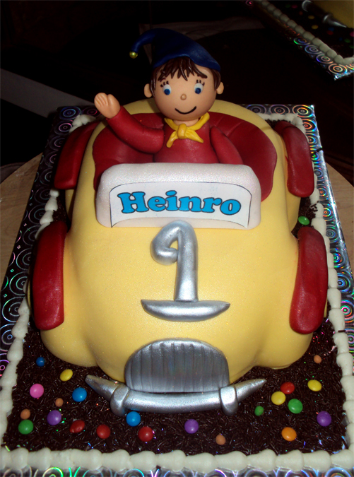 Delana's Cakes: Noddy Birthday Cake