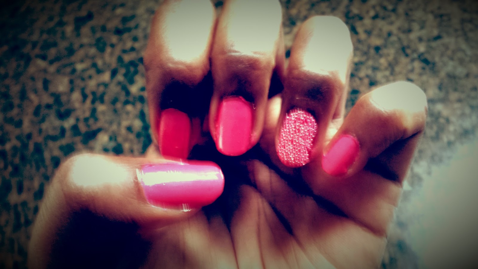 Little Known Blogger: Accessorize 4D nails