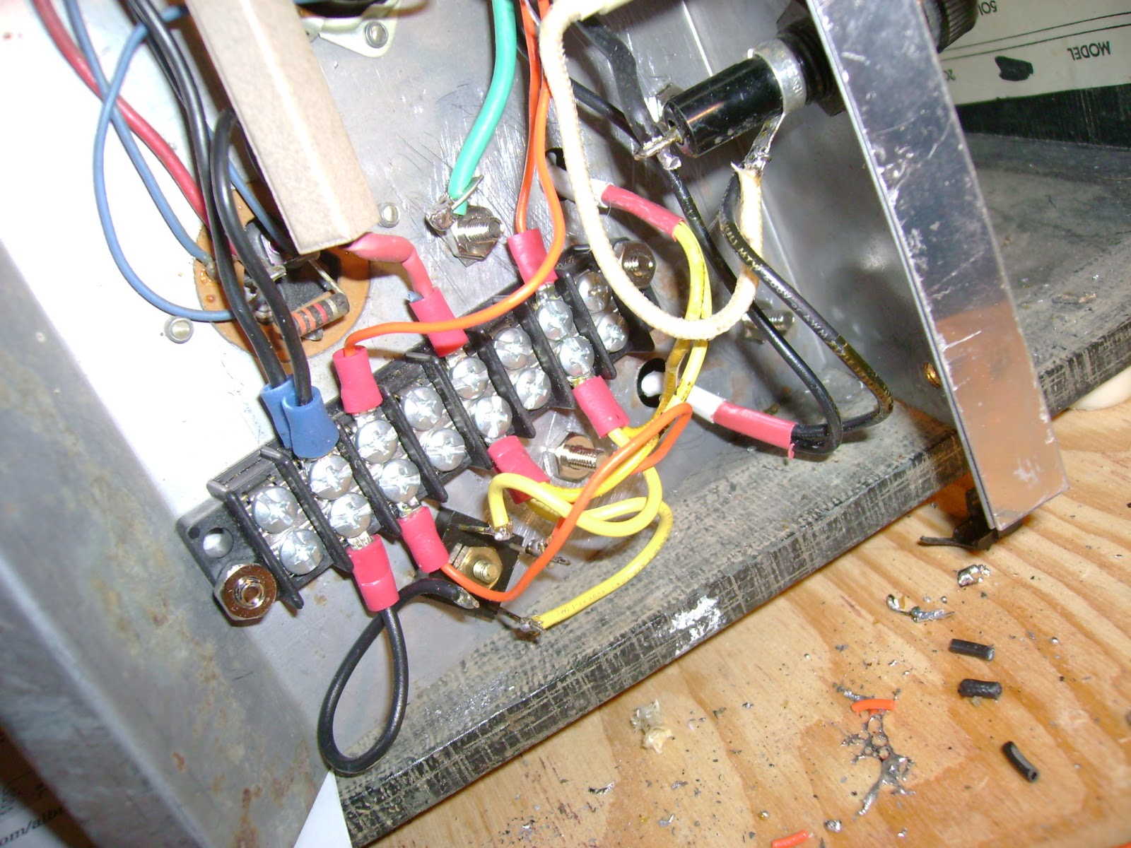 Pepco 201 Amplifier Mod: Paul ( Pepco ) 201 Chassis Isolation