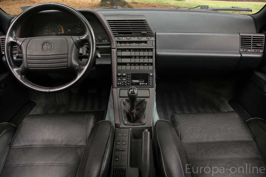80sHERO: Tour de interior - Alfa 164..