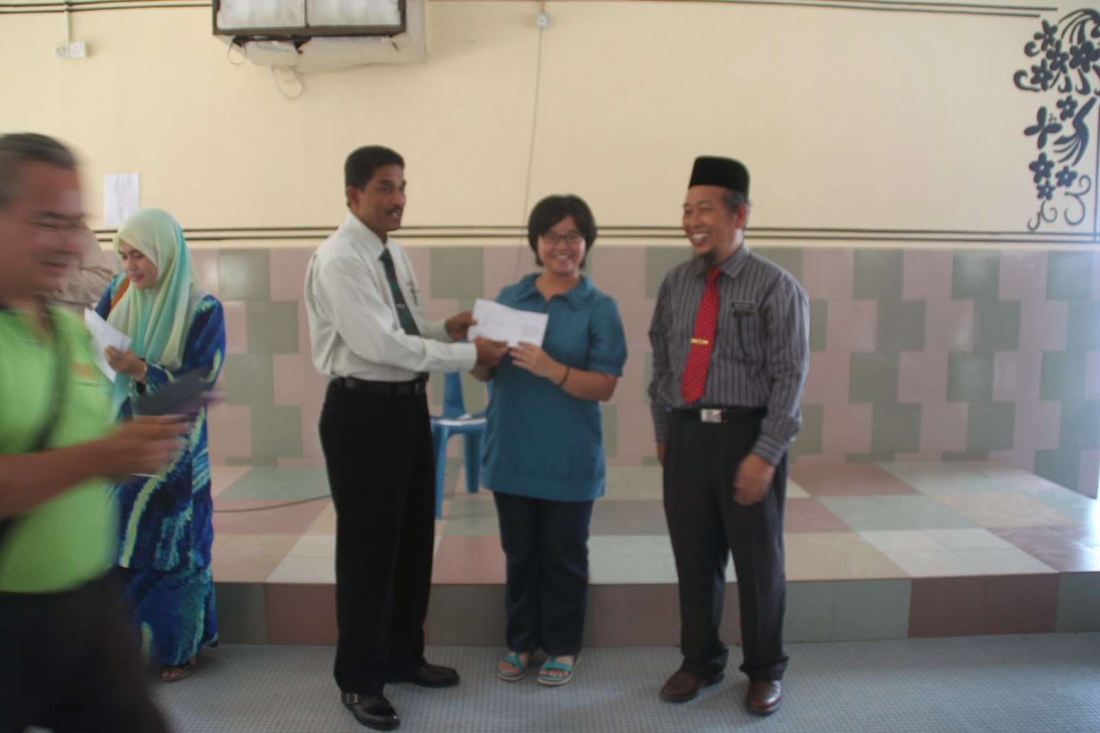 SMK BAHAU, JALAN ROMPIN, 72100 BAHAU