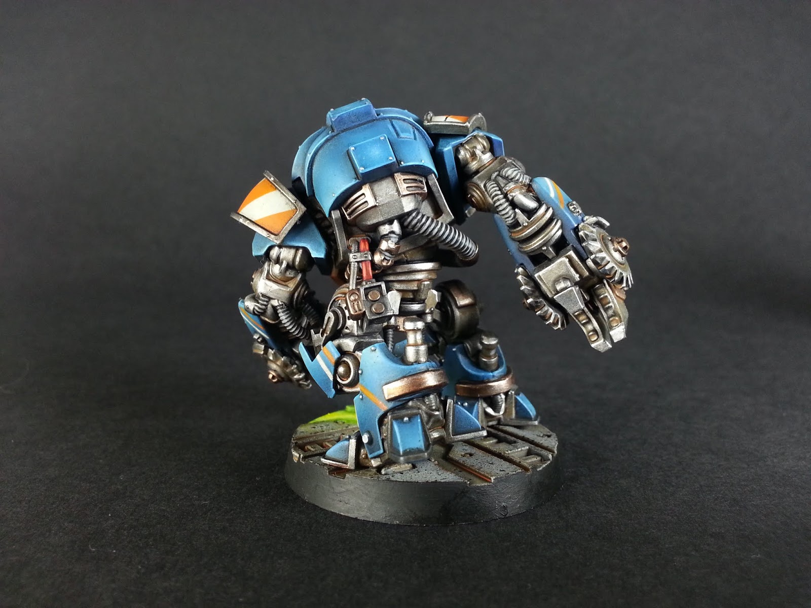 What's On Your Table: Ambots - Faeit 212