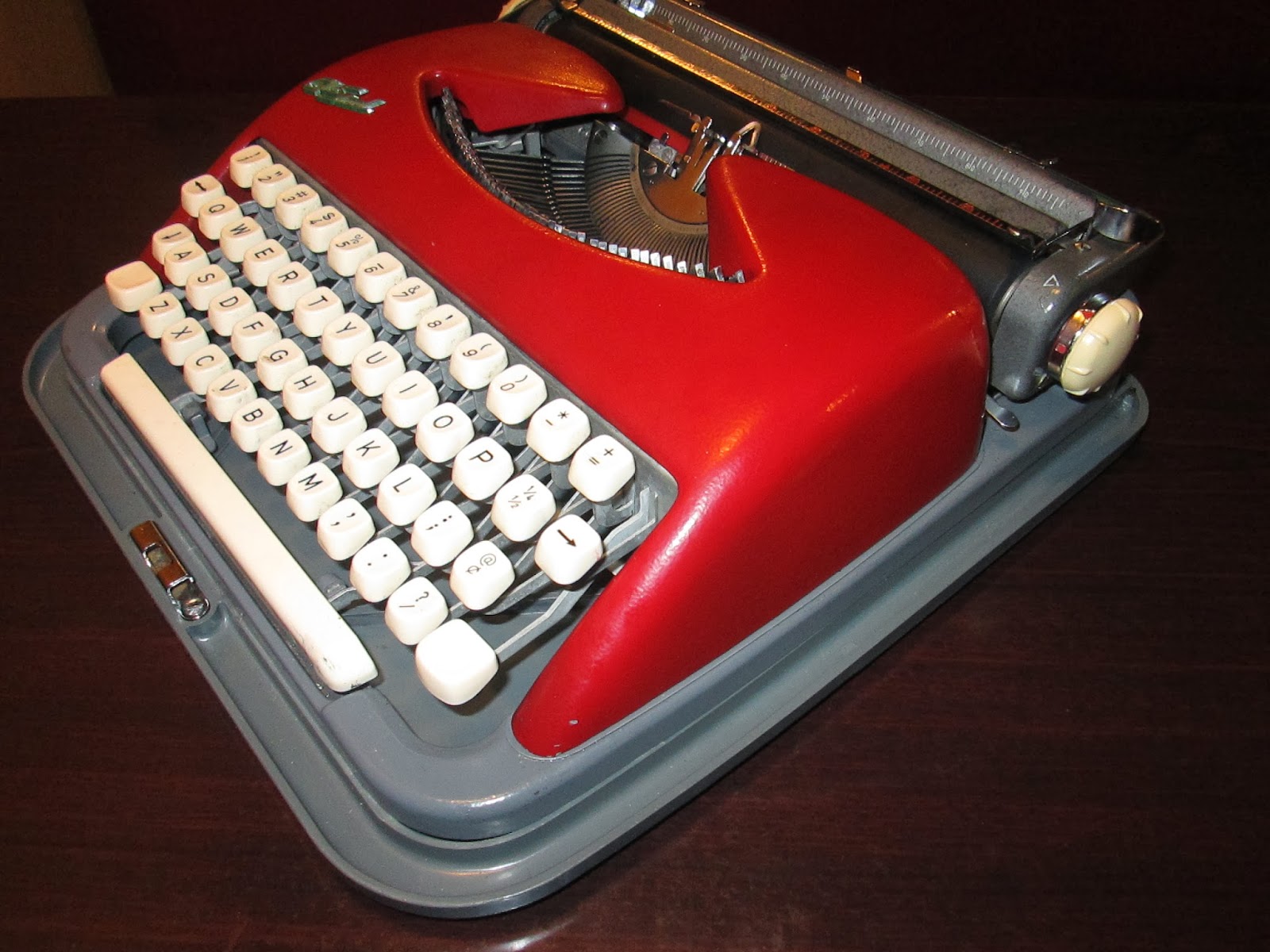 Royal Typewriters: Cole-Steel Portable, Circa 1960