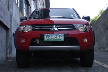 Review: 2010 Mitsubishi Strada GLS Sport | CarGuide.PH | Philippine Car ...