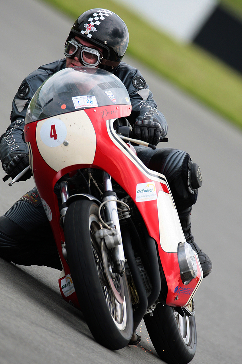 Cling on for dear life !!!: Old Geezer And A CR750