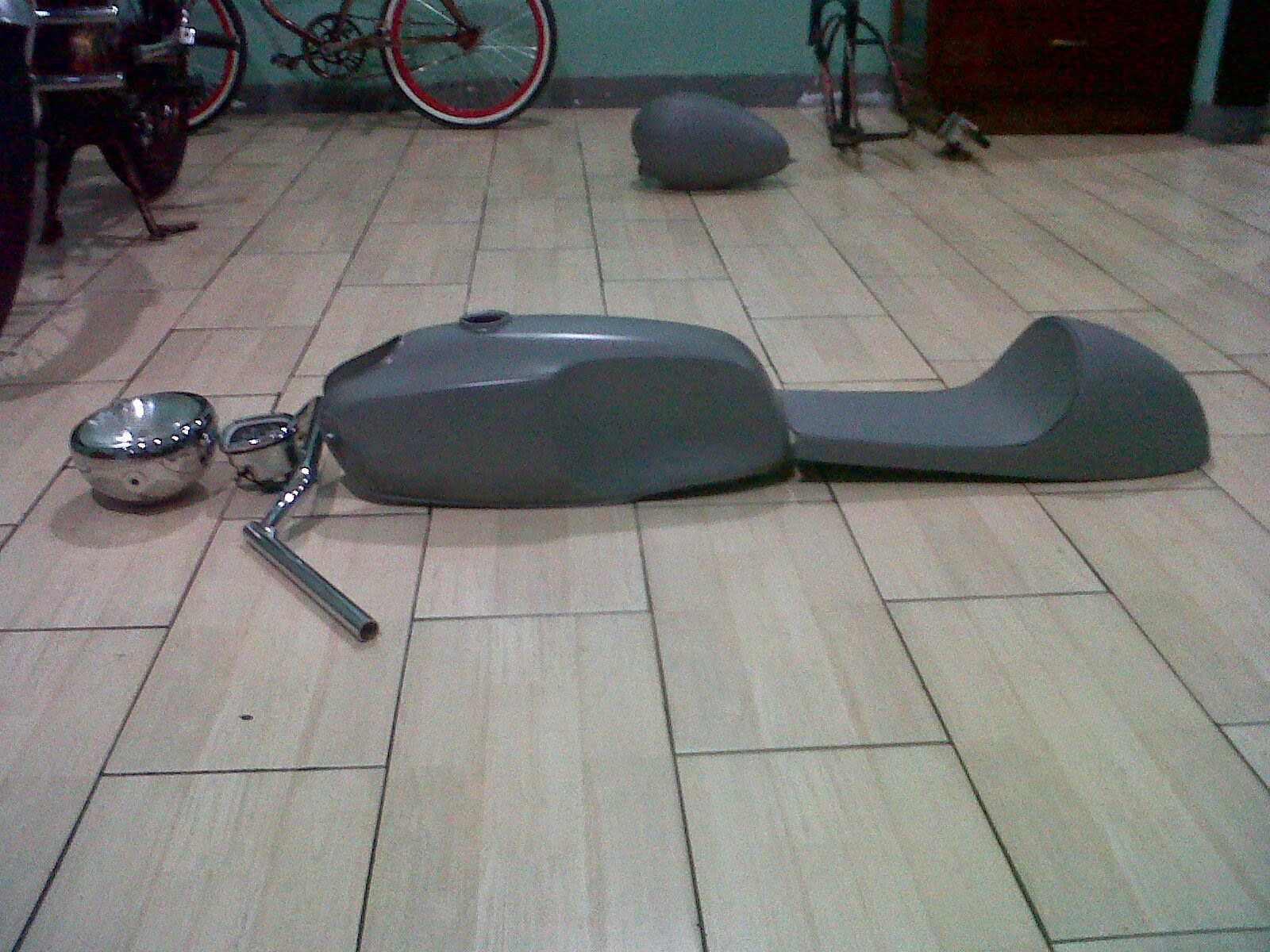 VENOMS AKSESORIS MOTOR: JUAL PART KUSTOM : TANGKI - SPAKBOR - BODY ...