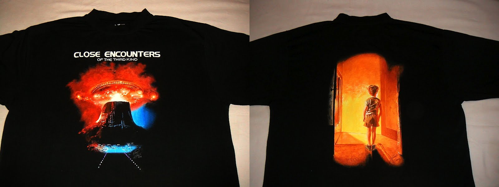 Vijay's Art Domain: Hand-painted `CLOSE ENCOUNTERS' T-shirt!!