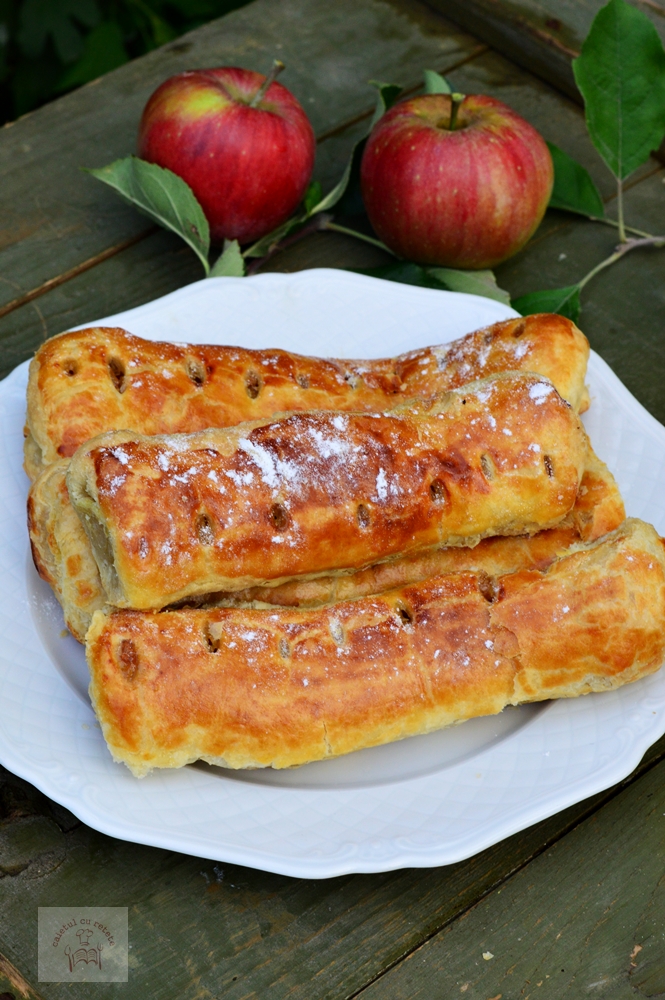 Strudel cu mere - CAIETUL CU RETETE