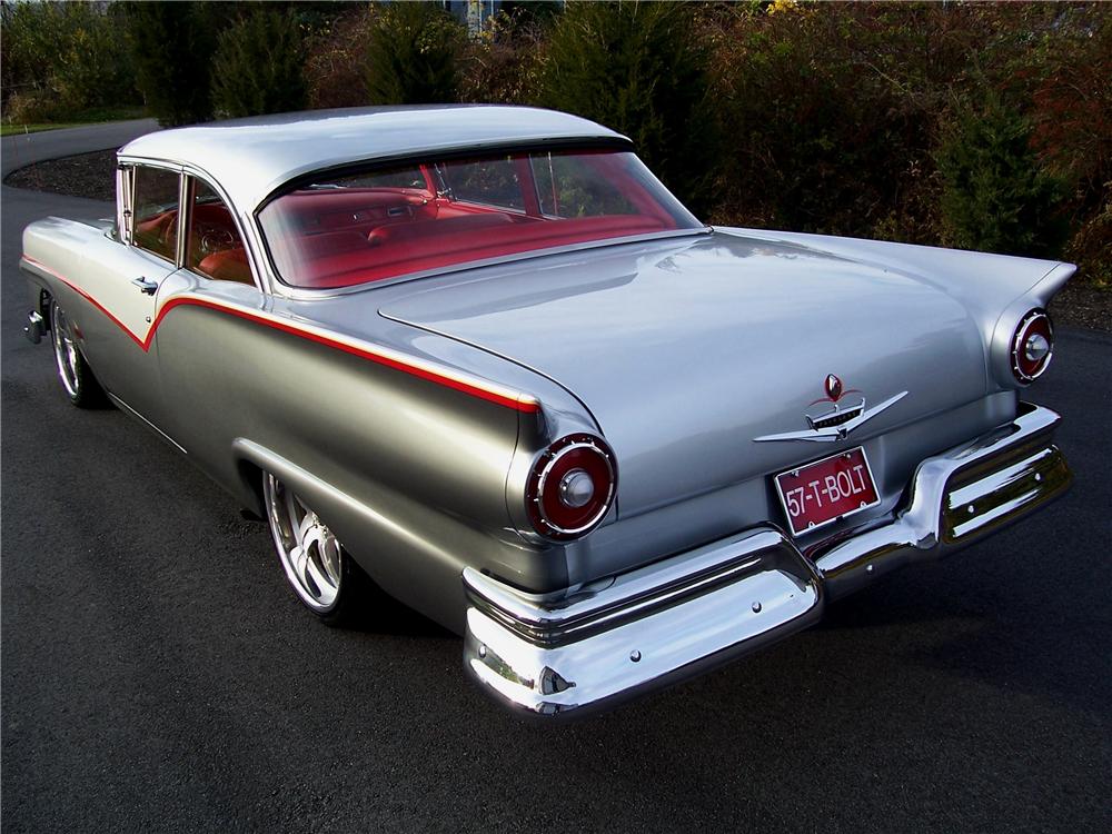 MY GARAGE CENTRAL - It's All About The Cars!: FORDS OF THE 50's