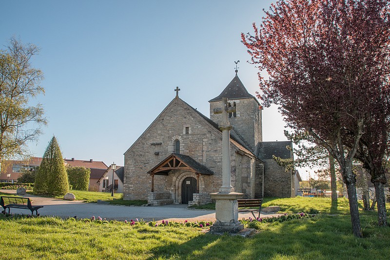 Photos d'Eglises: CHEVIGNY SAINT SAUVEUR (21) église de la Trinité