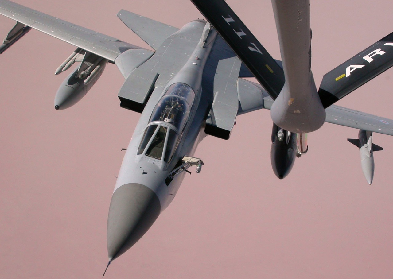 Miltary-Wallpapers|Guns-hd-Wallpaper: Jet Fighter Attack Airplanes ...