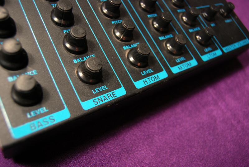 MATRIXSYNTH: SIMONS SIMMONS DS-8 RARE VINTAGE ANALOG DRUM MACHINE