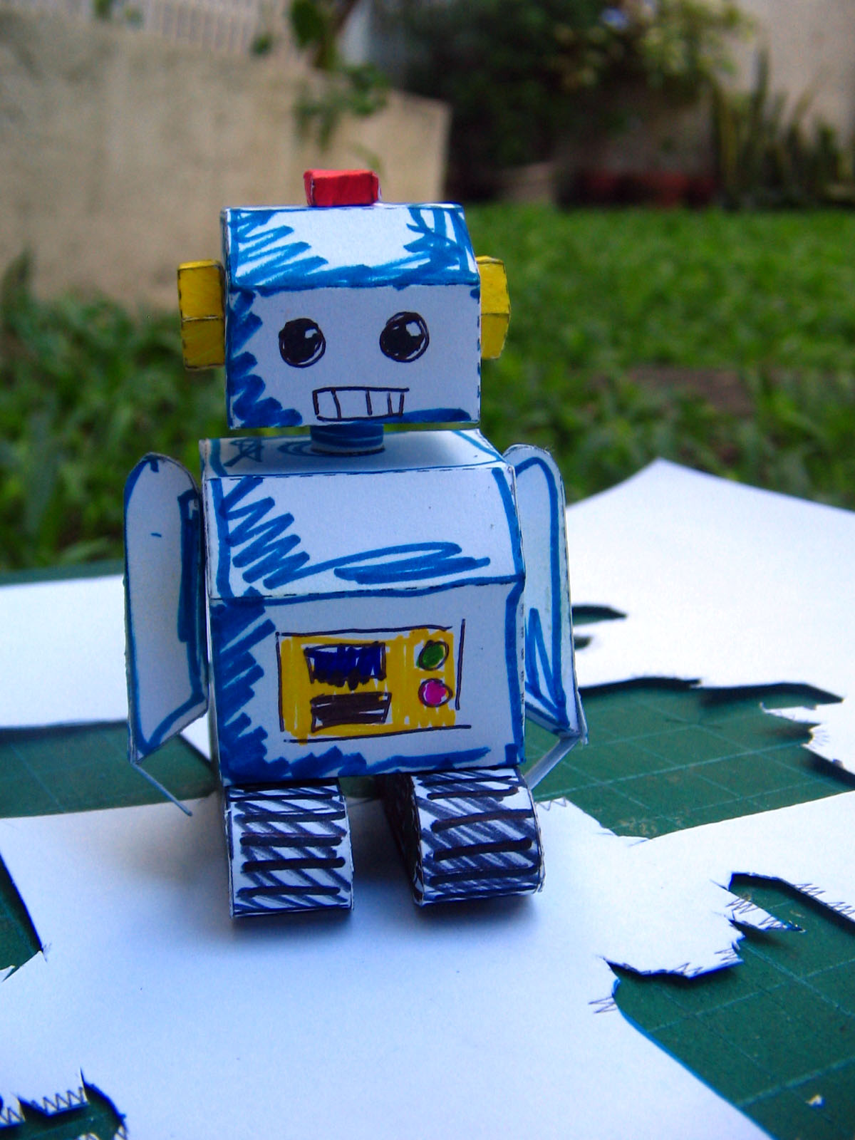 Gawang Papel: Blank robot