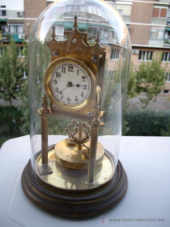 ¿Antigüísimo o antiquísimo?