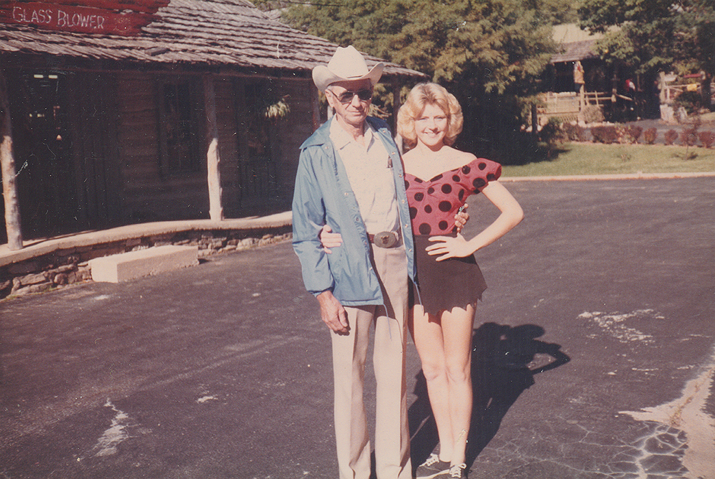 The Comic Book Literacy Documentary Blog: Flashback: Dogpatch U.S.A. 1984