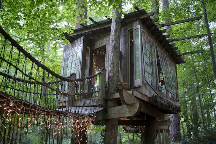 Coolest Cabins: Fairytale treehouse cabin