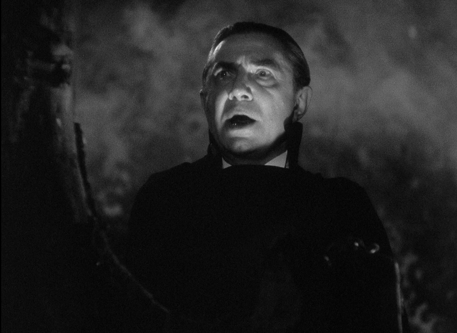 MCBASTARD'S MAUSOLEUM: THE RETURN OF THE VAMPIRE (1943) (Scream Factory ...