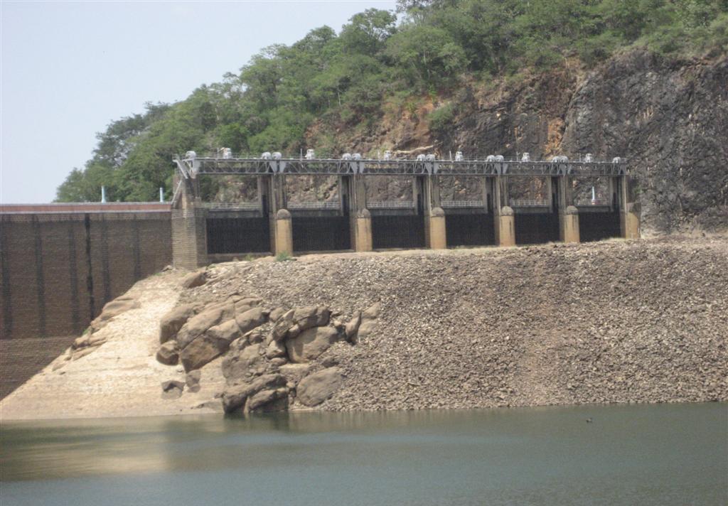 Tamilnadu Tourism: Karaiyar Dam, Papanasam, Thirunelveli