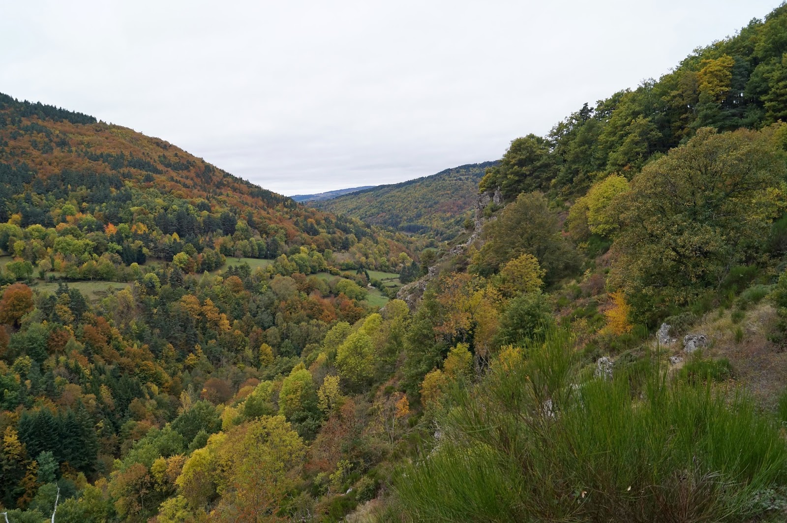 Les Randonneurs de la Fare: La Vallée de la Colagne