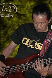 IgoRoyoRoyo: 10 Best Indonesian Bassist