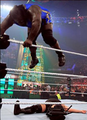 Retrospective: Hall Of Pain- Mark Henry's Dominance ~ EyesontheRing.net