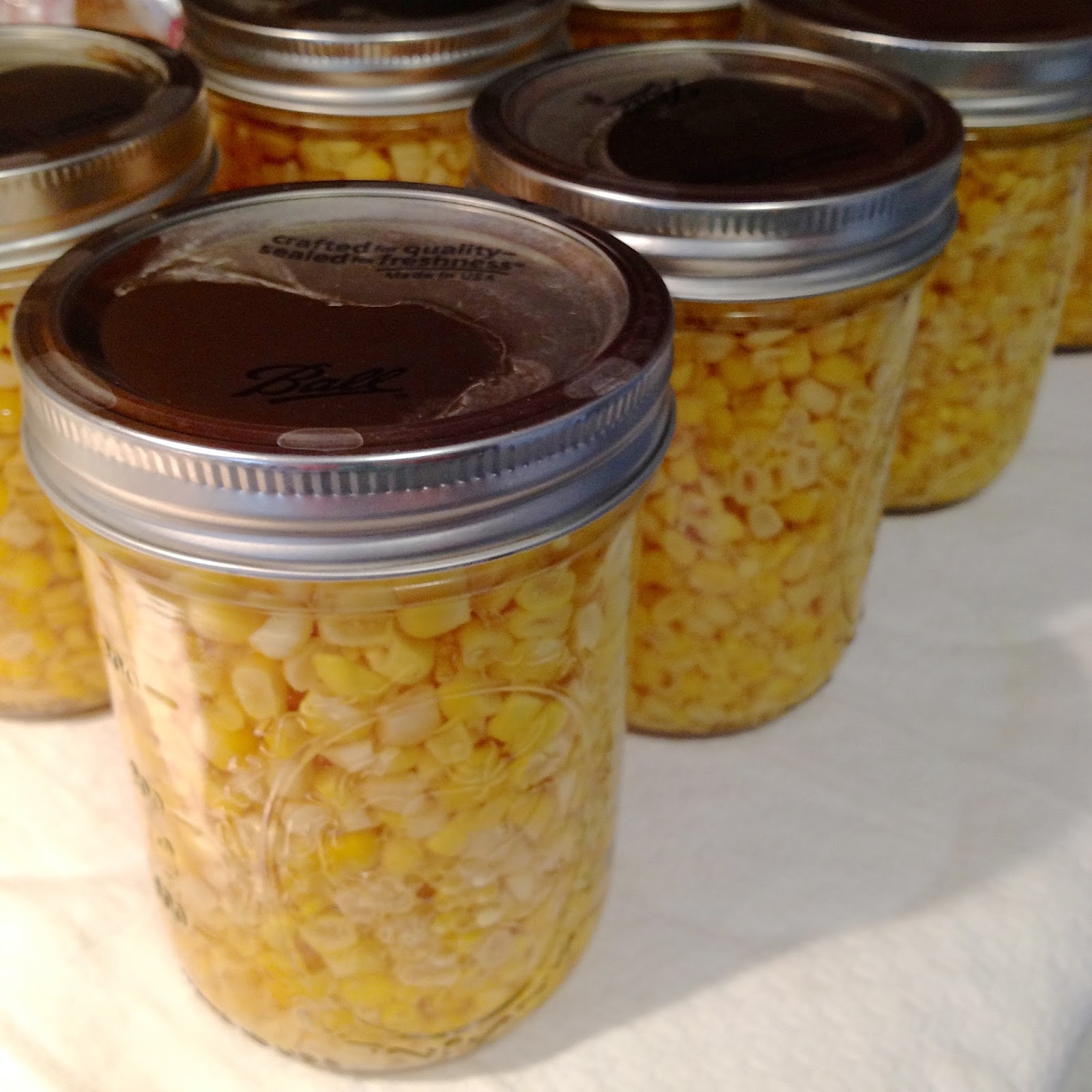 Flannel Jammies Farm: corn cutting made easy...