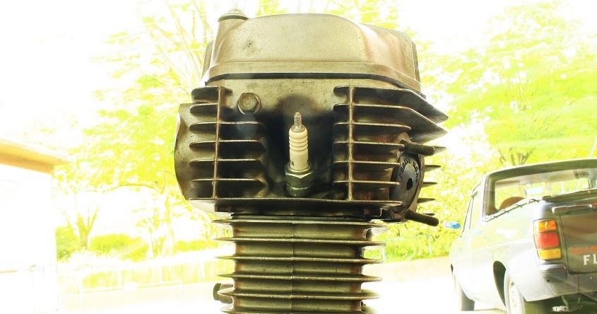 STANDARD CUSTOM PAINT: poor engine