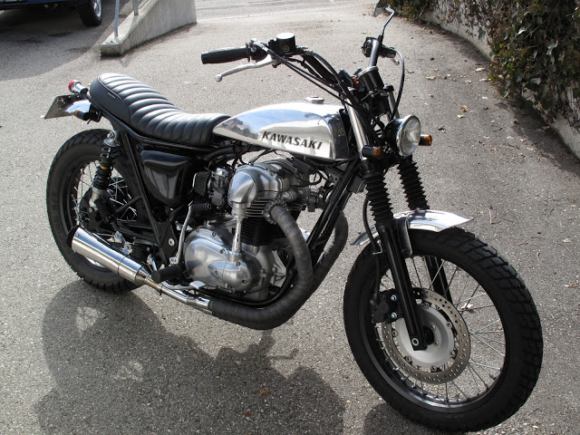 Kawasaki W650 street tracker - way2speed
