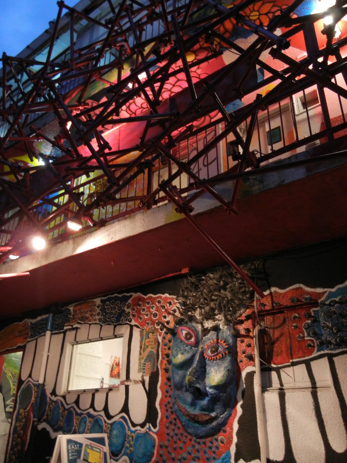 Agepoyo: Japan - The Strange Country