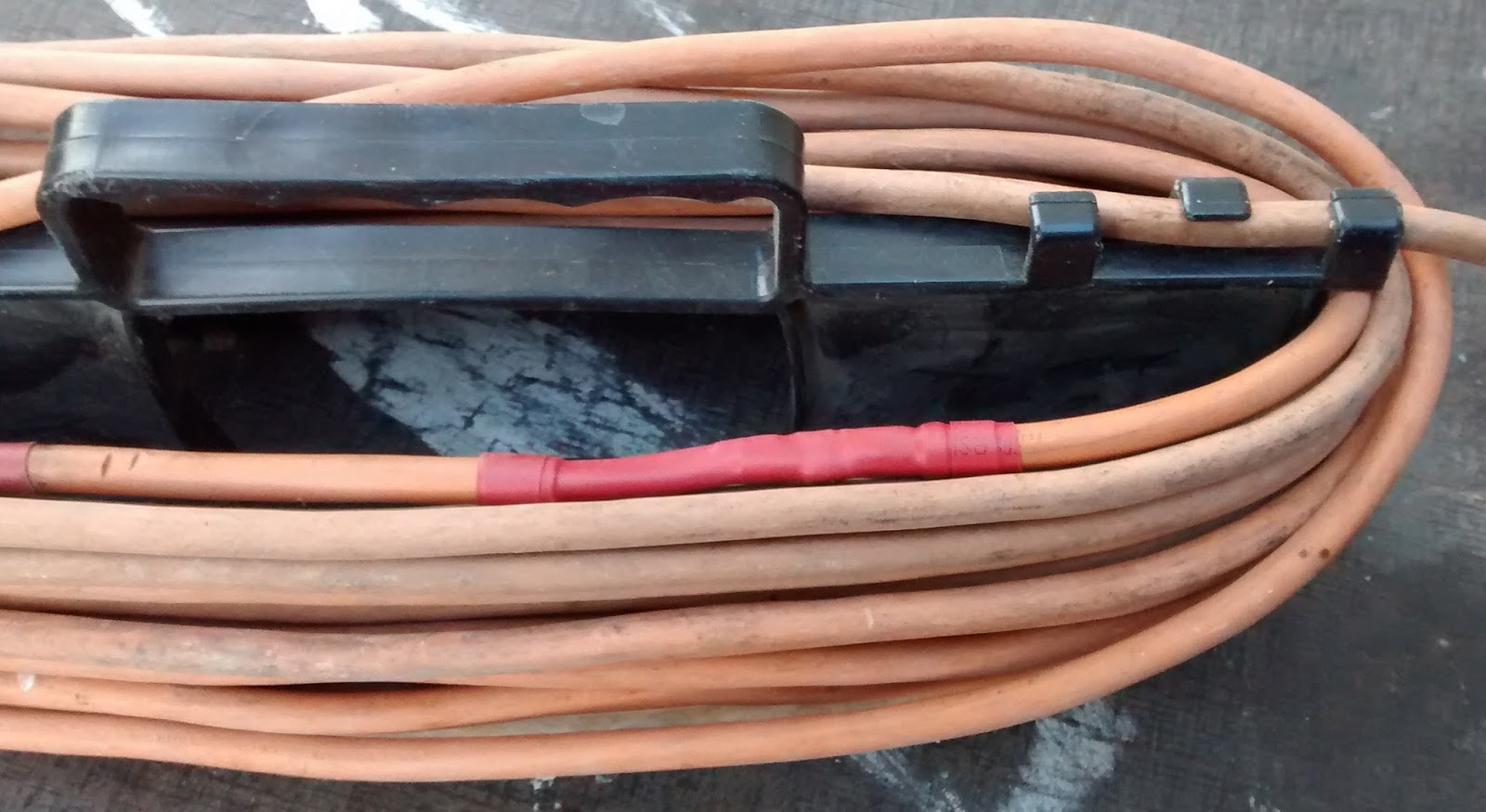 grinchou-blog: Réparation de mes rallonges électriques