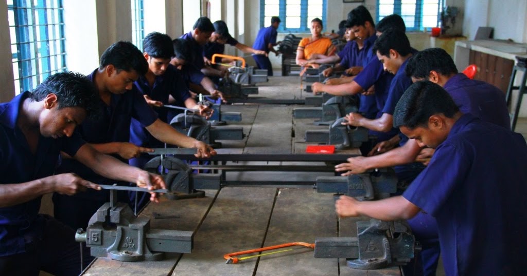 ITI ( Industrial Training Institute - औद्योगिक प्रशिक्षण संस्था)