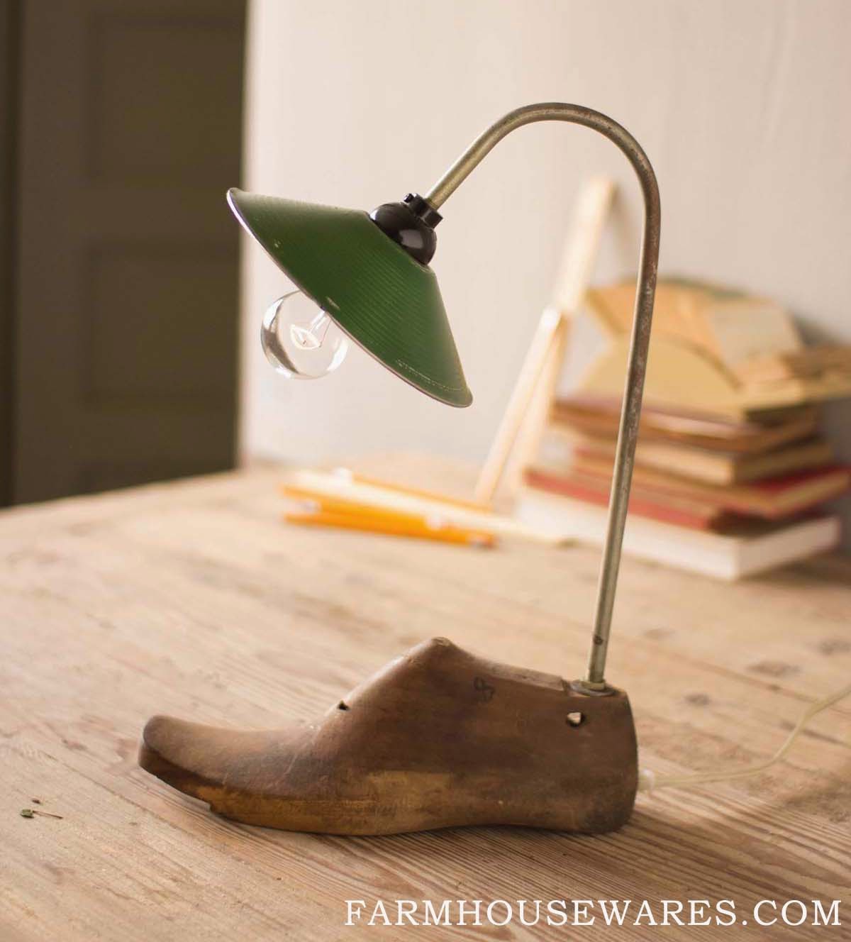 farmhouse musings: Antique Wooden Shoe Mold Lamp