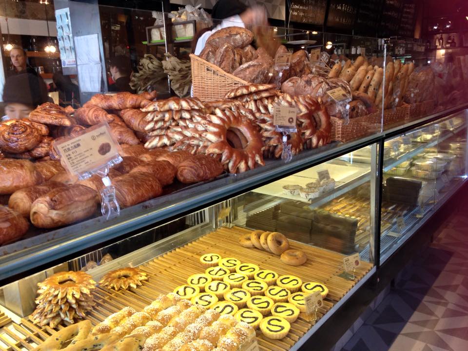 Shanghai上海 徐匯區 -- 天然•新鮮•手工 麵包＆甜點眾多選擇的 Sunflour Bakery & Cafe | Hello A