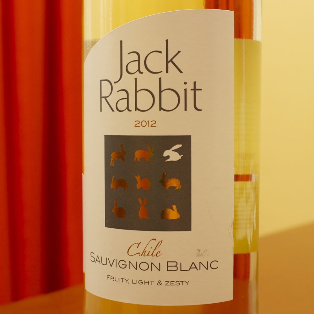 Pisane winem.: Biały królik.