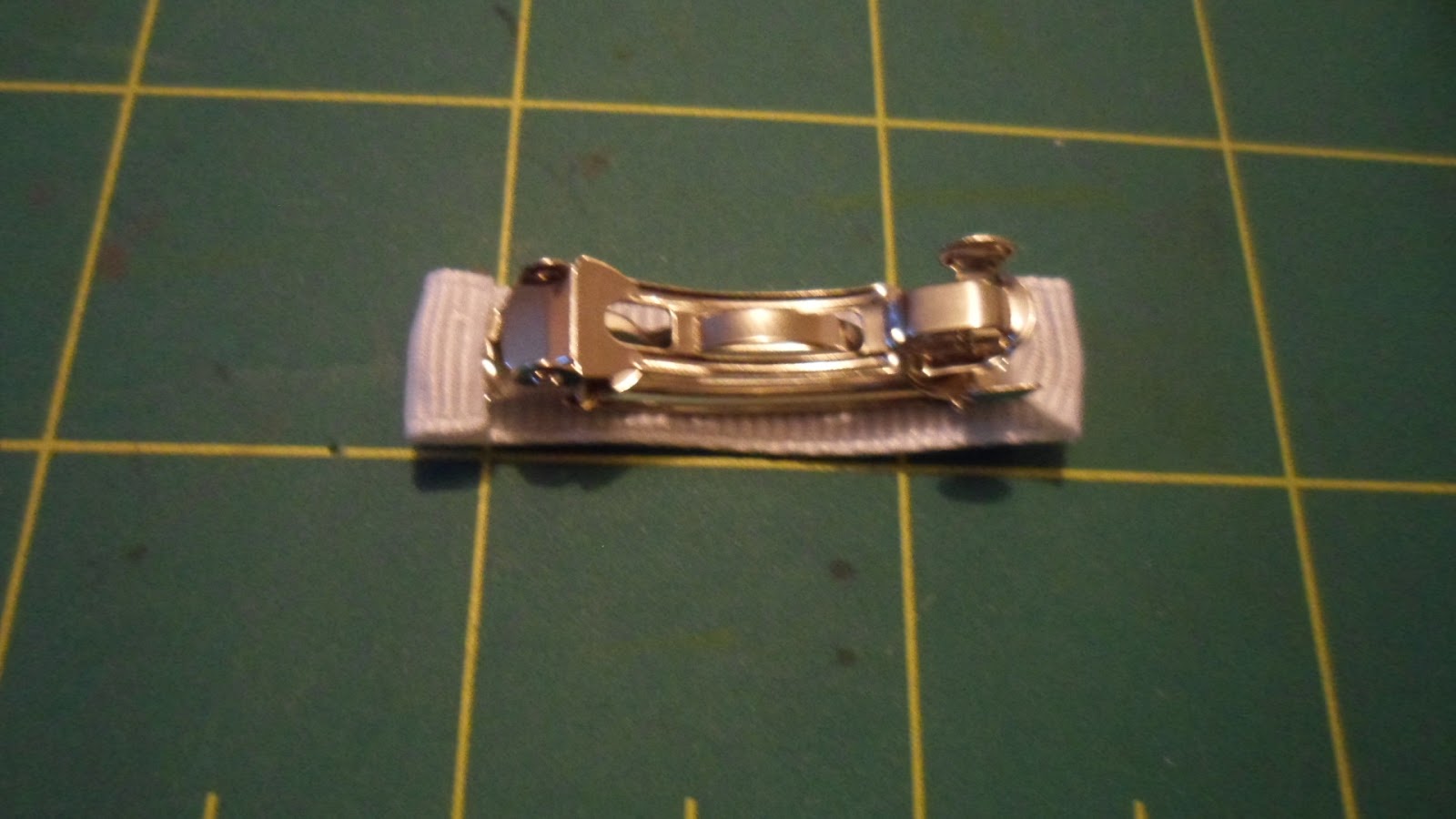 Clippies and Bows oh my!: How To: Line a Barrette Clip (1 1/2, 2, and 2 ...