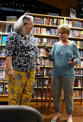 Kittling: Books: November 2013