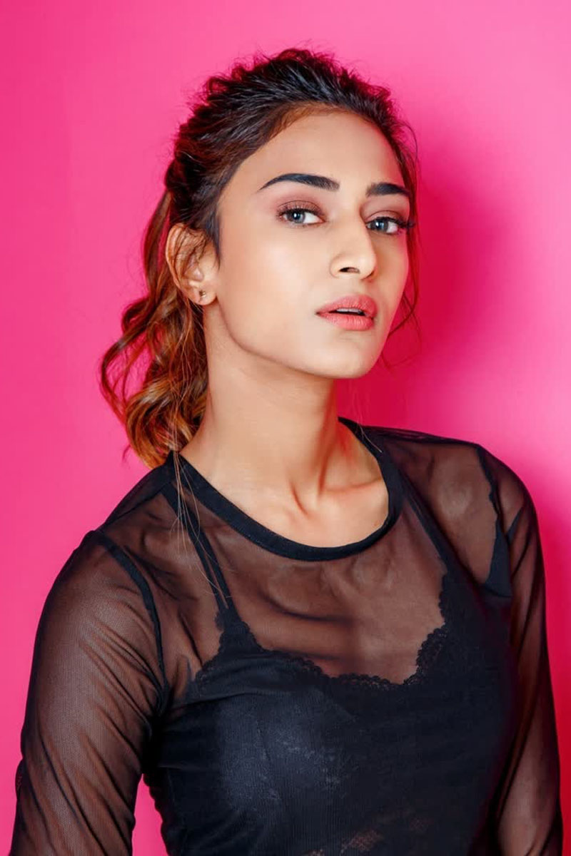 Actress Erica Fernandes ejf Stunning New Photoshoot