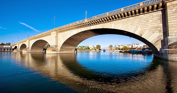 The London Bridge | Being Traveler