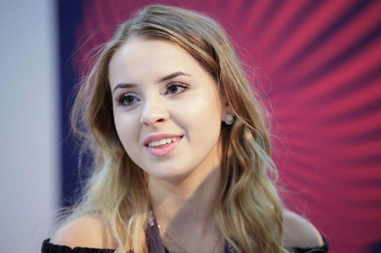 ESC2019: Ilinca é a porta-voz do júri da Roménia na Final do Festival ...